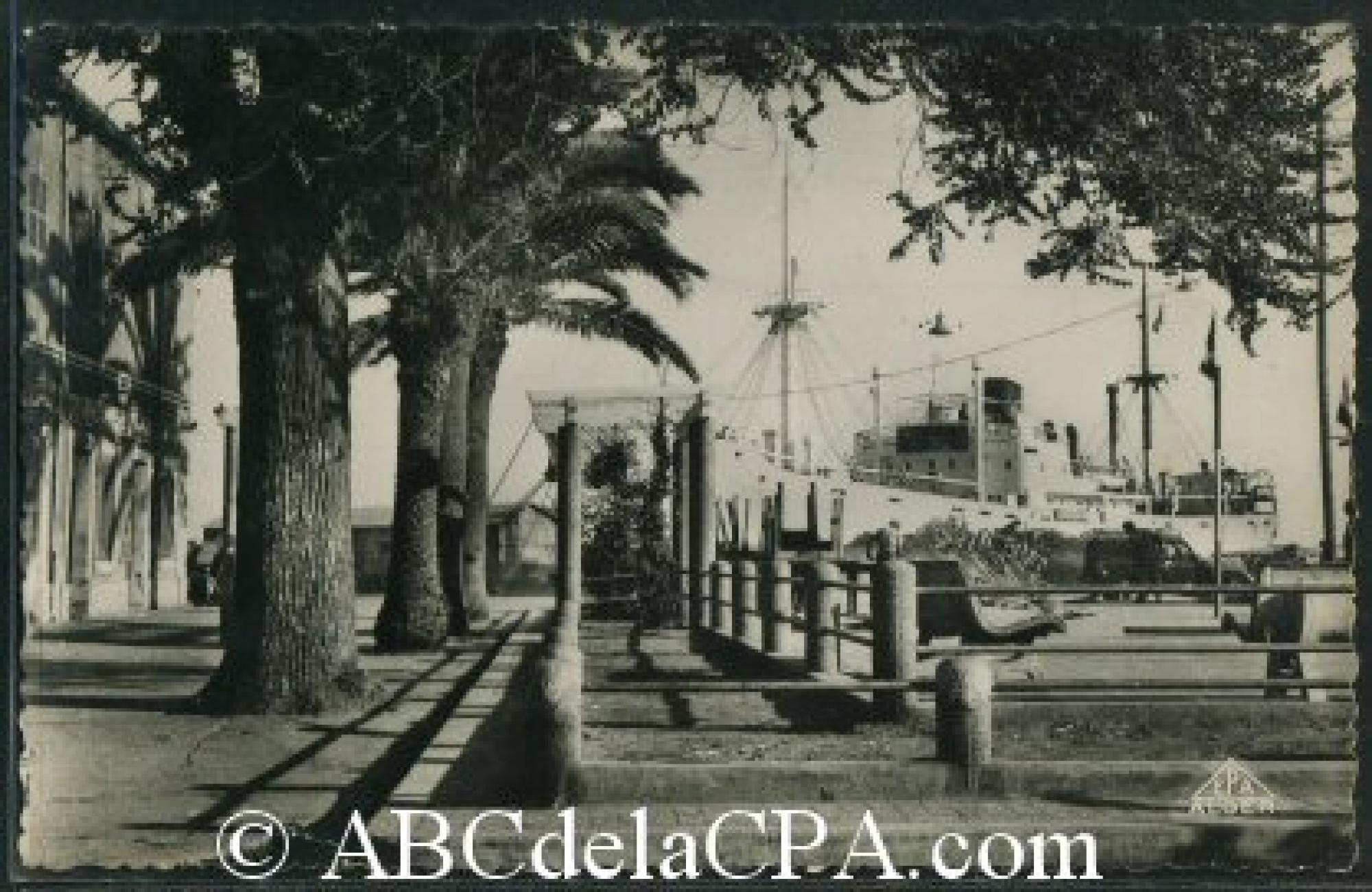 Ghazaouet (Nemours) - la place et le port ALGERIE | vitaminedz