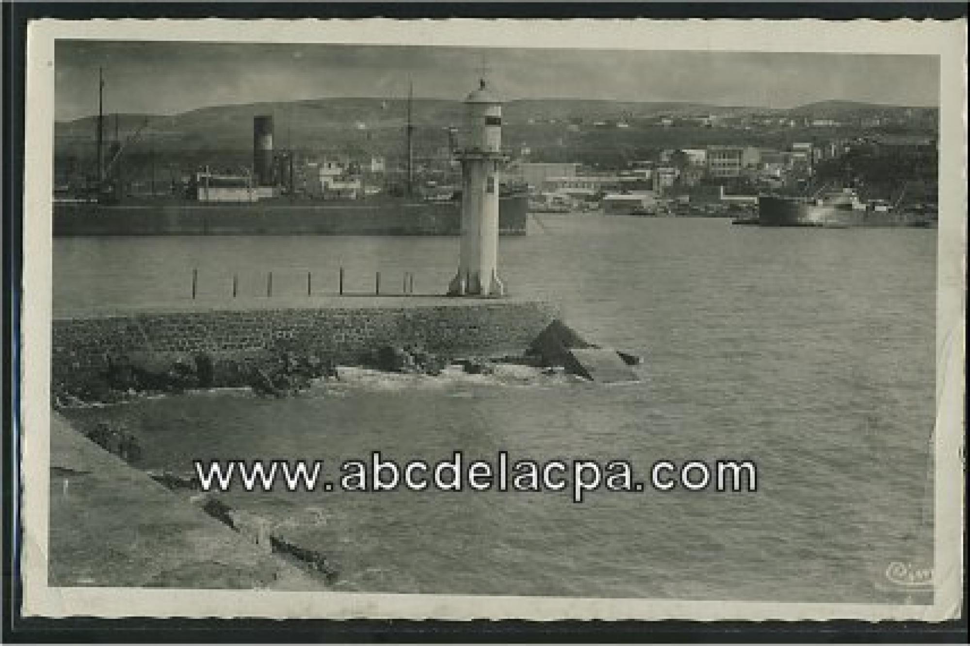 Mostaganem - l'entrée du port ALGERIE | vitaminedz